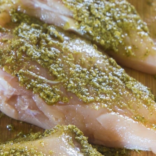 Easy Grilled Pesto Chicken #SummerGrilling - Everyday Eileen