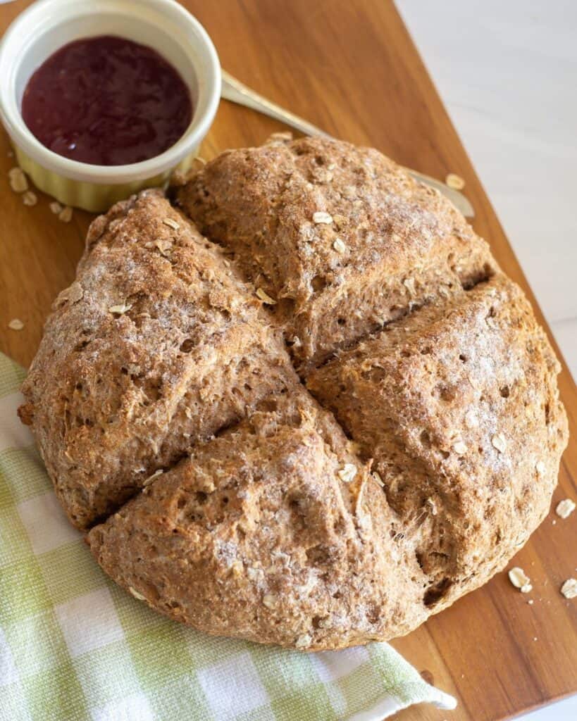 Irish Brown Bread Recipe - Everyday Eileen