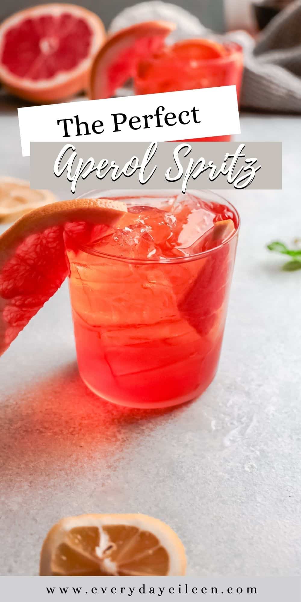 Classic Aperol Spritz Cocktail | Everyday Eileen