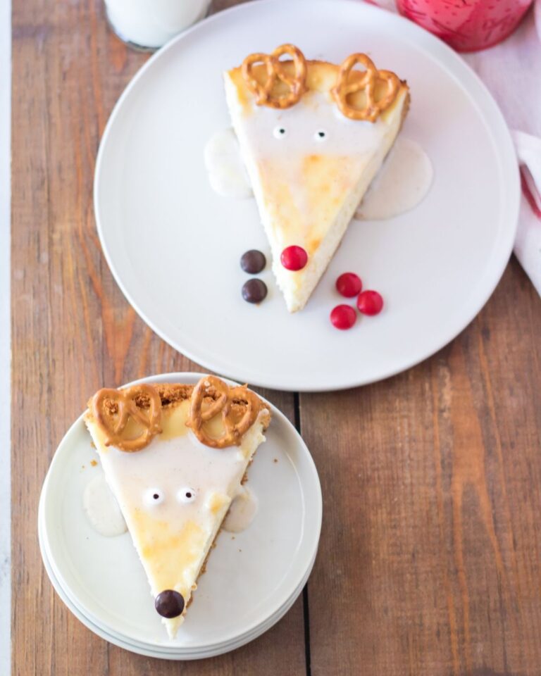 Reindeer Cheesecake Recipe - Everyday Eileen