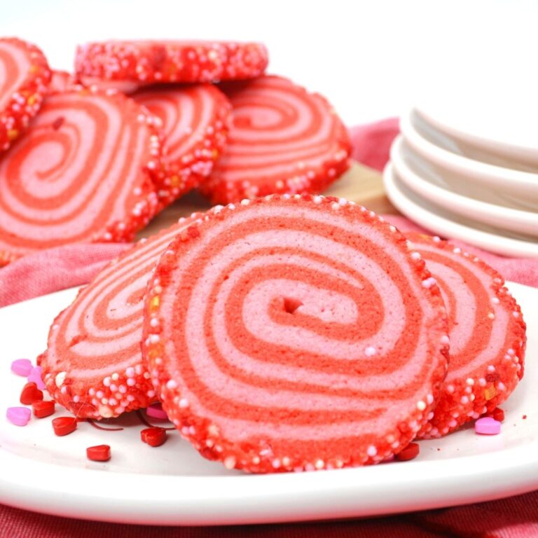Valentine's Day Pinwheel Cookies - Everyday Eileen