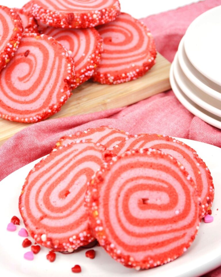 Valentine's Day Pinwheel Cookies - Everyday Eileen
