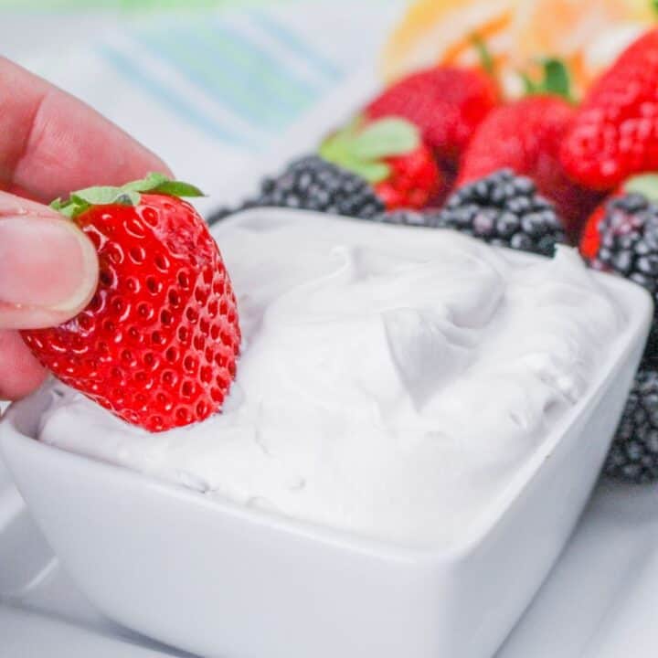 Marshmallow Fluff Fruit Dip - Everyday Eileen