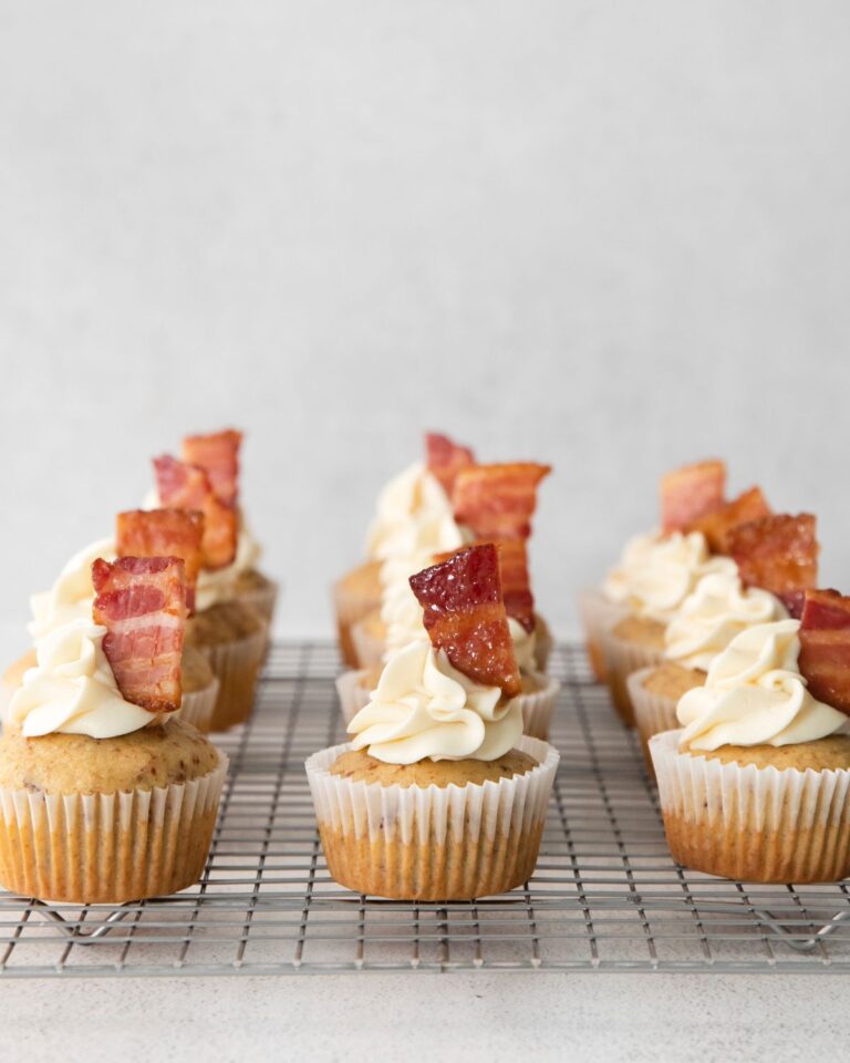 Maple Bacon Cupcakes - Everyday Eileen
