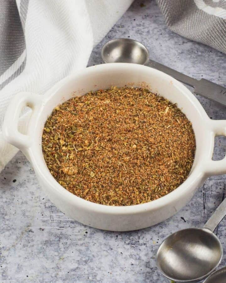 Homemade Cajun Seasoning Blend - Everyday Eileen