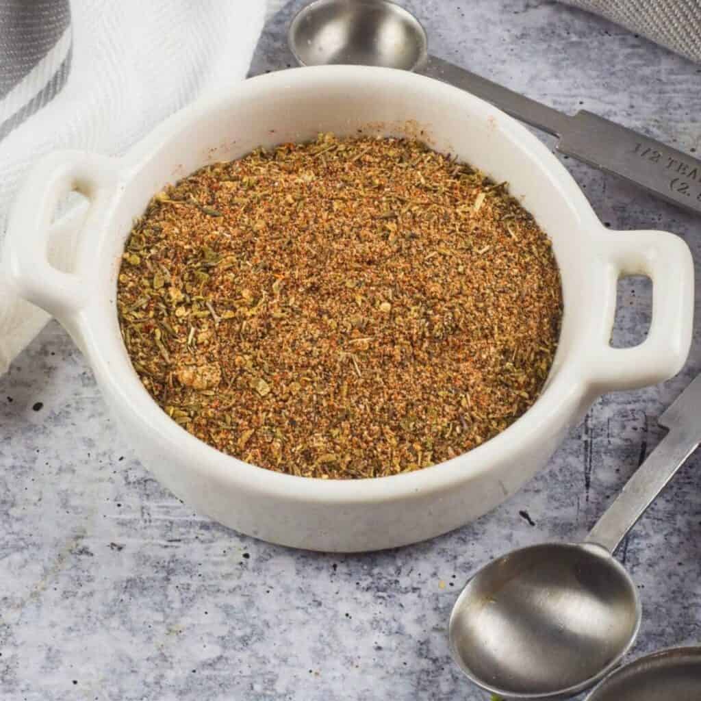 Homemade Cajun Seasoning Blend - Everyday Eileen