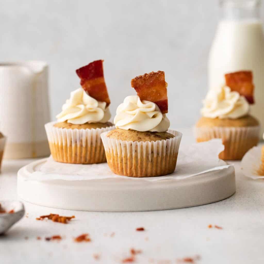 Maple Bacon Cupcakes - Everyday Eileen