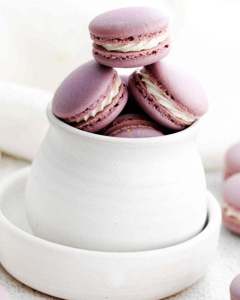 Lavender Macarons - Everyday Eileen