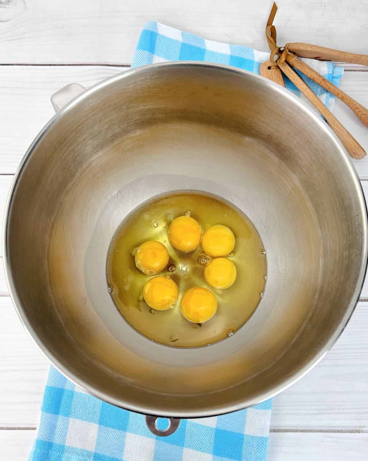 Lemon Cake Roll - Everyday Eileen