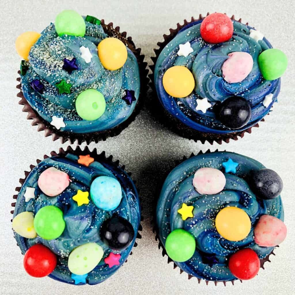 Galaxy Cupcakes Recipe - Everyday Eileen