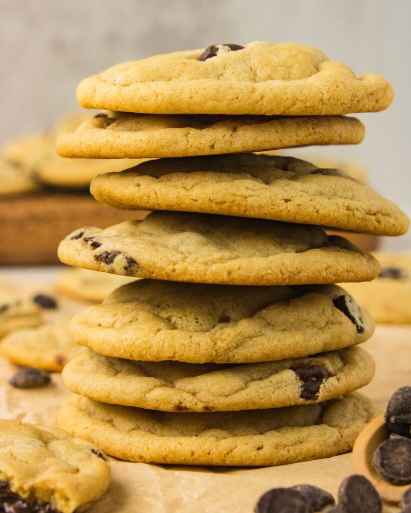 Eggless Chocolate Chip Cookies - Everyday Eileen